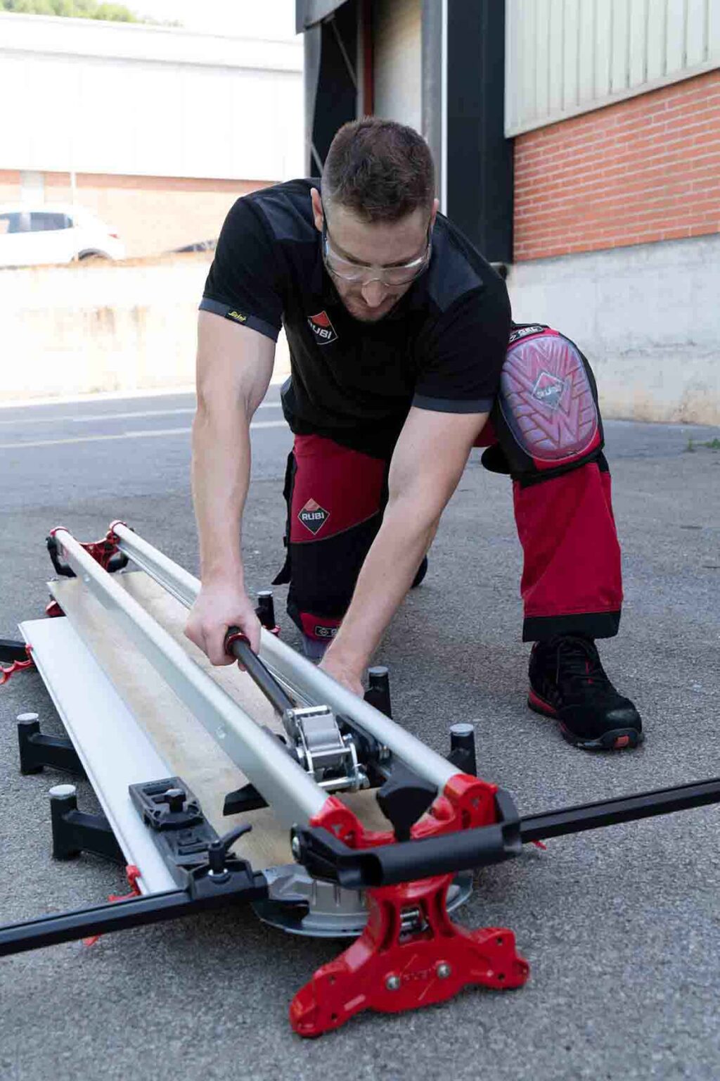 How to Install Large Format Tiles: Everything You Need to Know