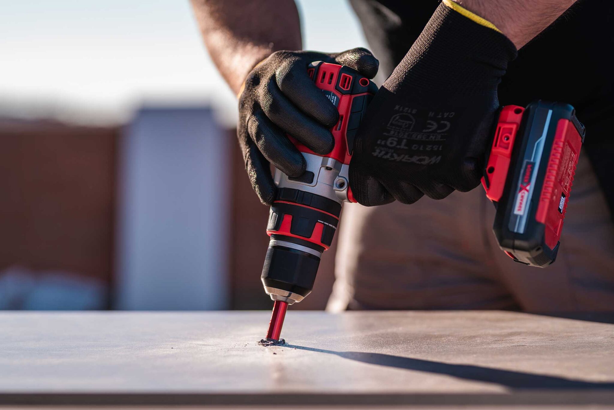 In tegels boren zonder ze te breken - RUBI blog