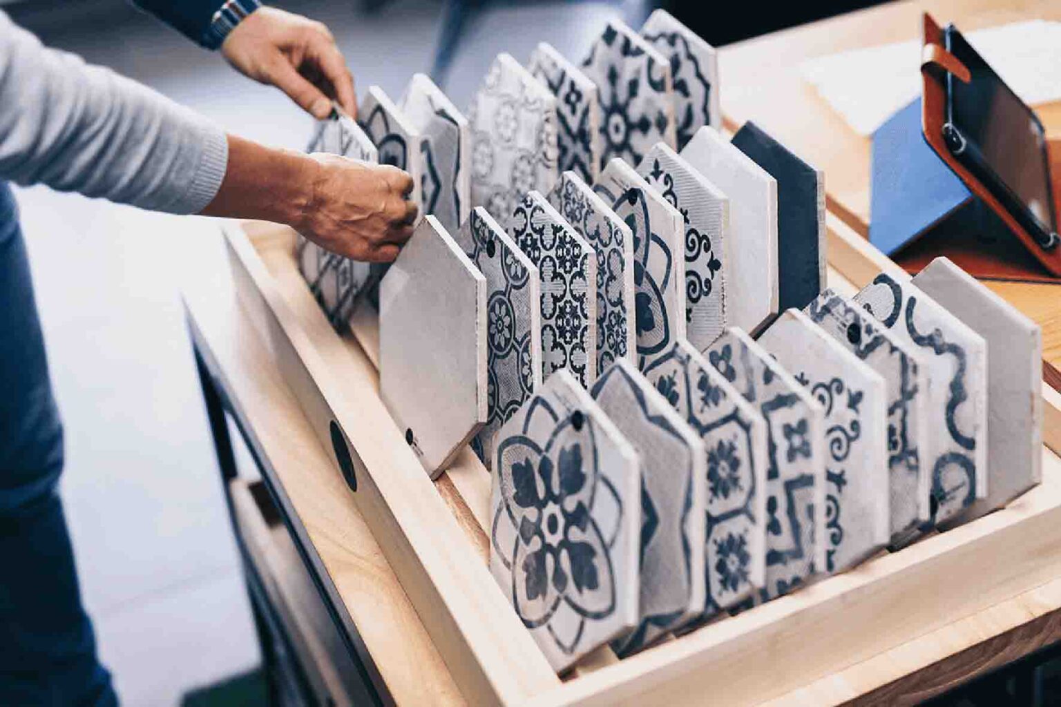 Rectified tile: what it is, characteristics and how to lay it.